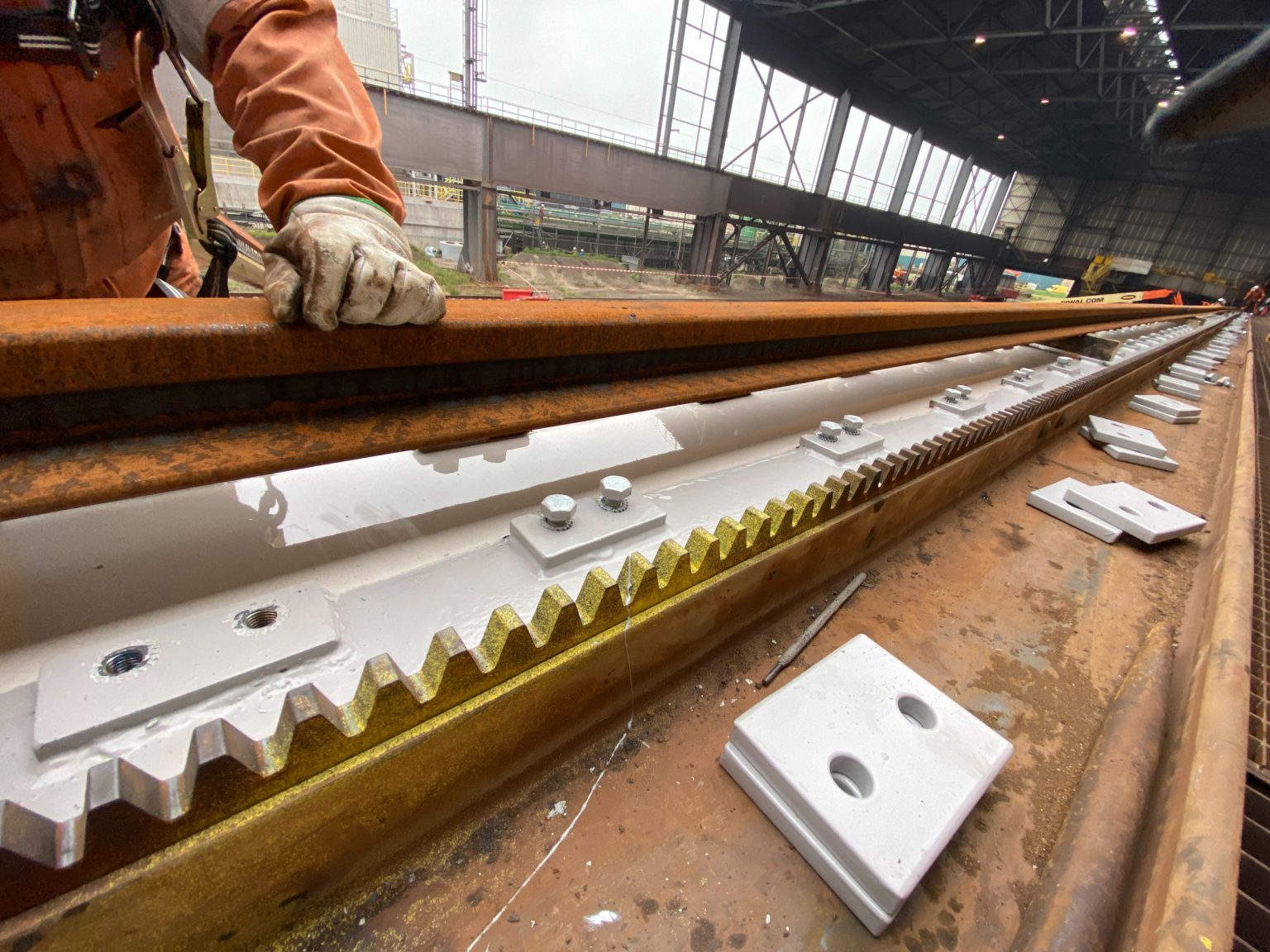 Kraanbaan renovatie Tata Steel - Bemo Rail