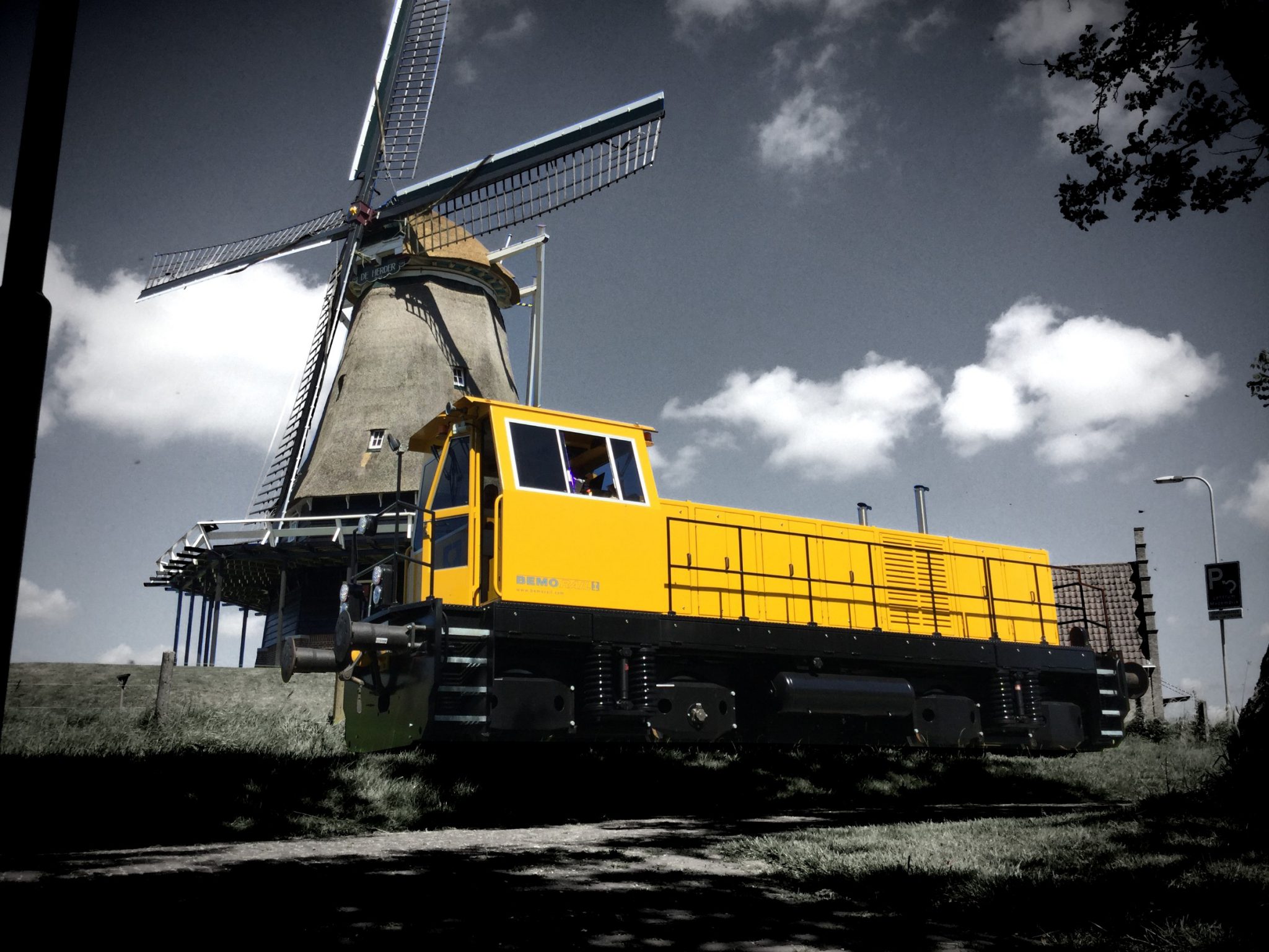 Hybride rangeerlocomotief | Bemo Rail expert in Rangeervoertuigen