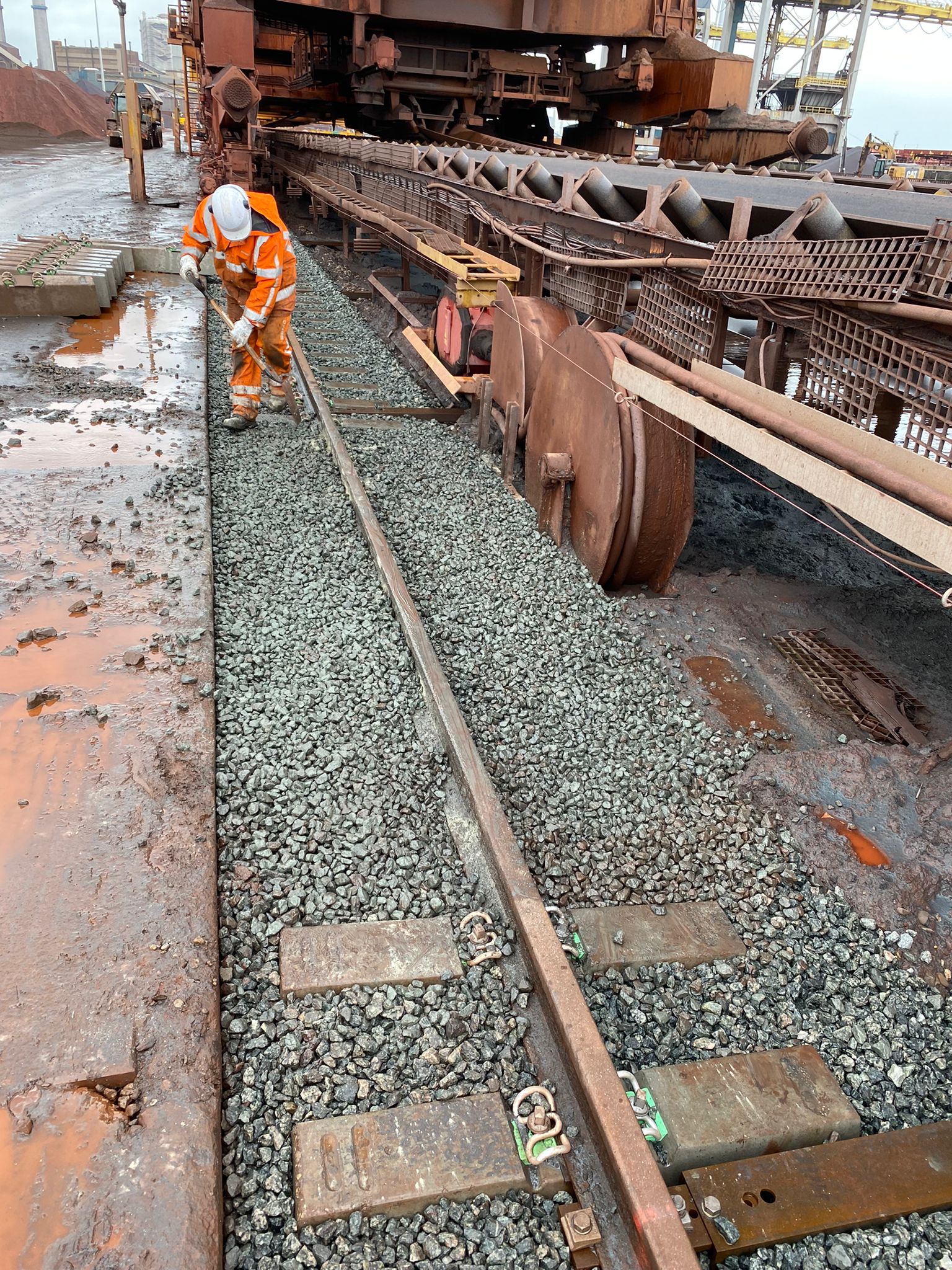 Renovating an old crane track - Bemo Rail